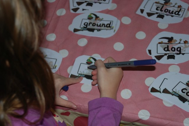 Room on the Broom and rhyming words | ofamily learning together
