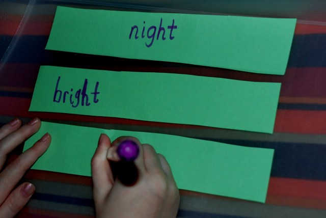 Paper chain learning | ofamily learning together